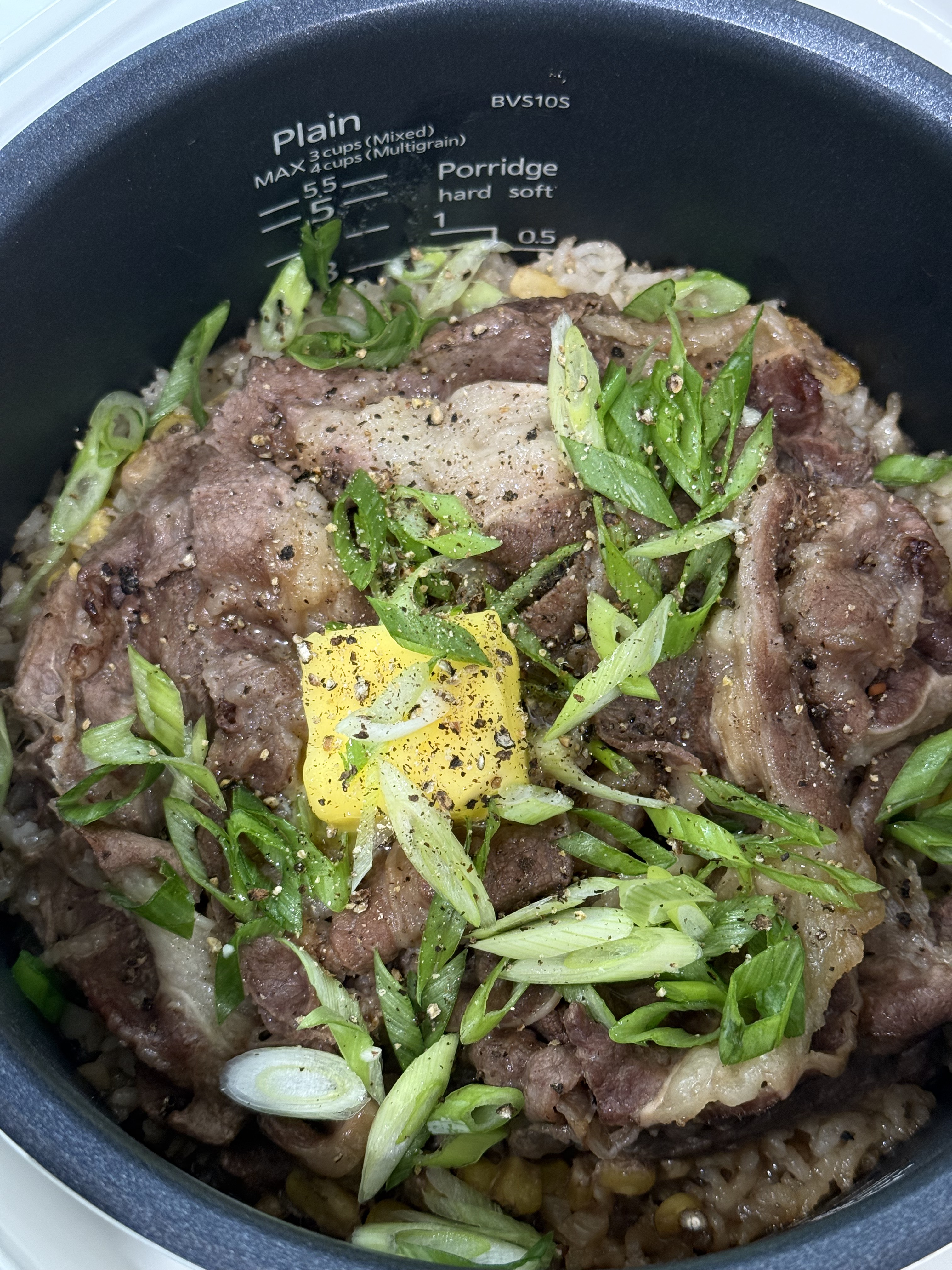 rice cooker beef pepper rice – we have food at home.